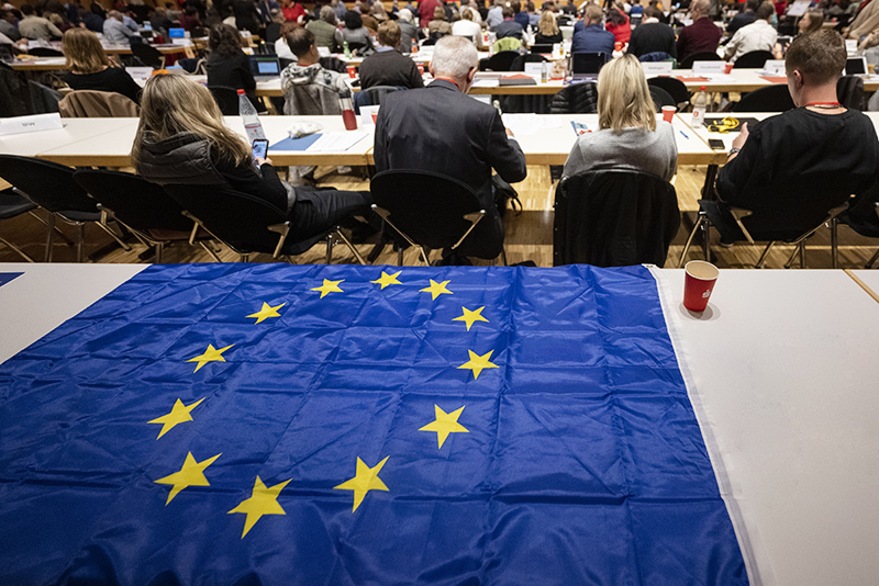 Во Франции призвали распустить ЕС из за агрессии против России