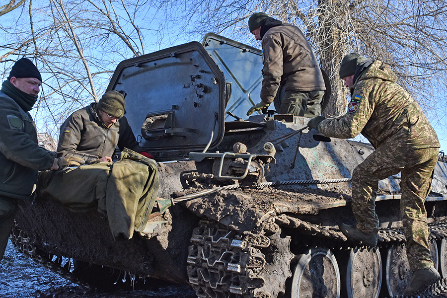 ВСУ стянули силы к трем ключевым городам Донбасса